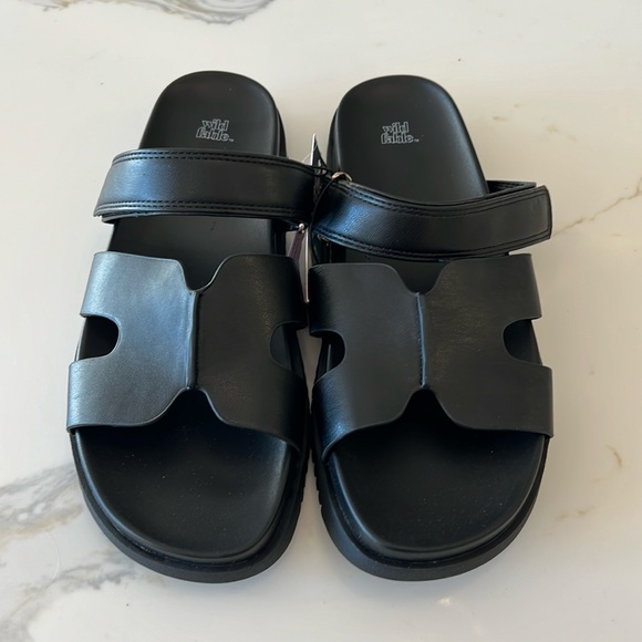wild fable | Shoes | Wild Fable Chunky Black Slides New With Tags ...